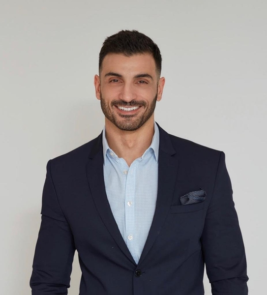 About | Dr Antonios Mitsakos Plastic Surgery